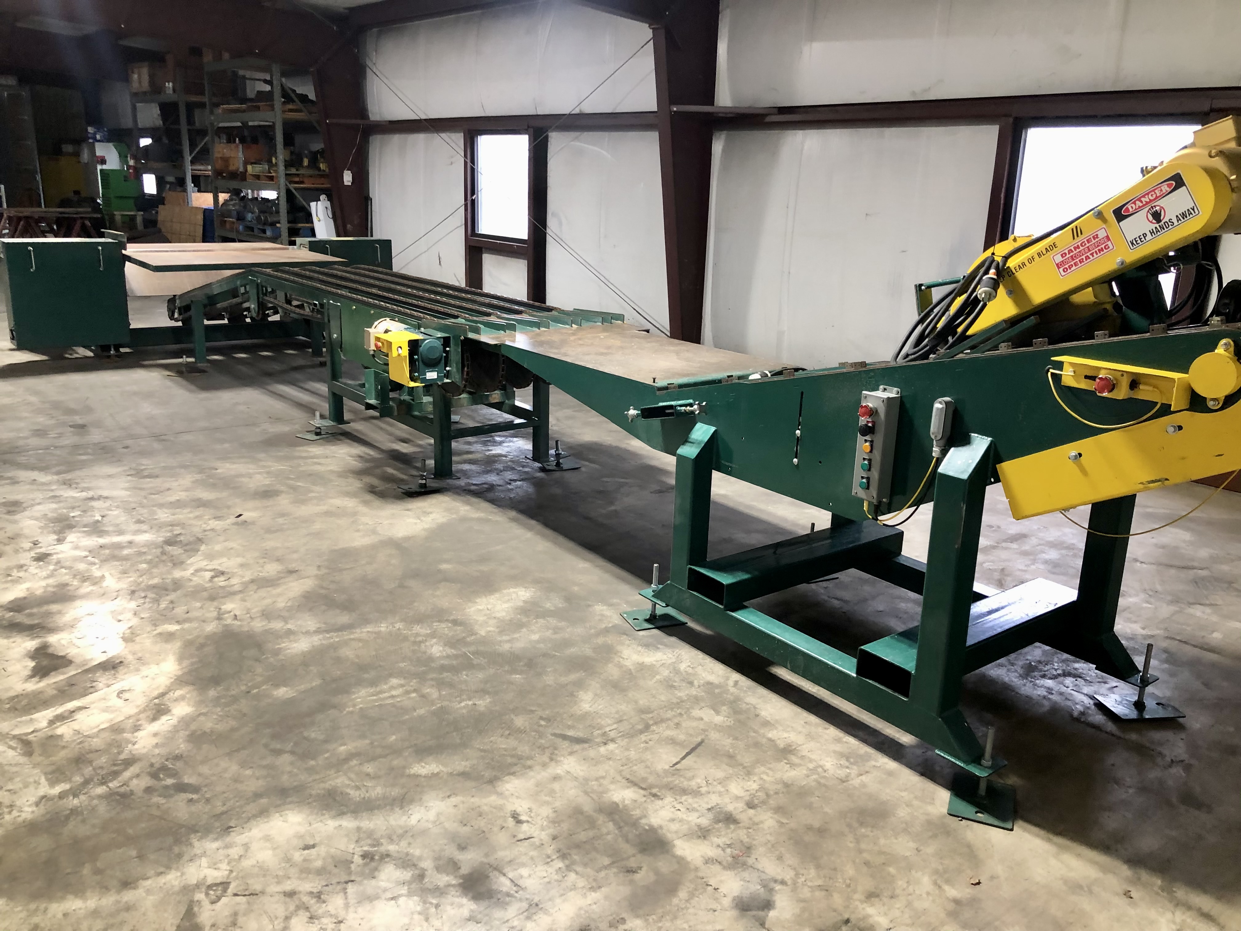 Single Phase Pallet Dismantler